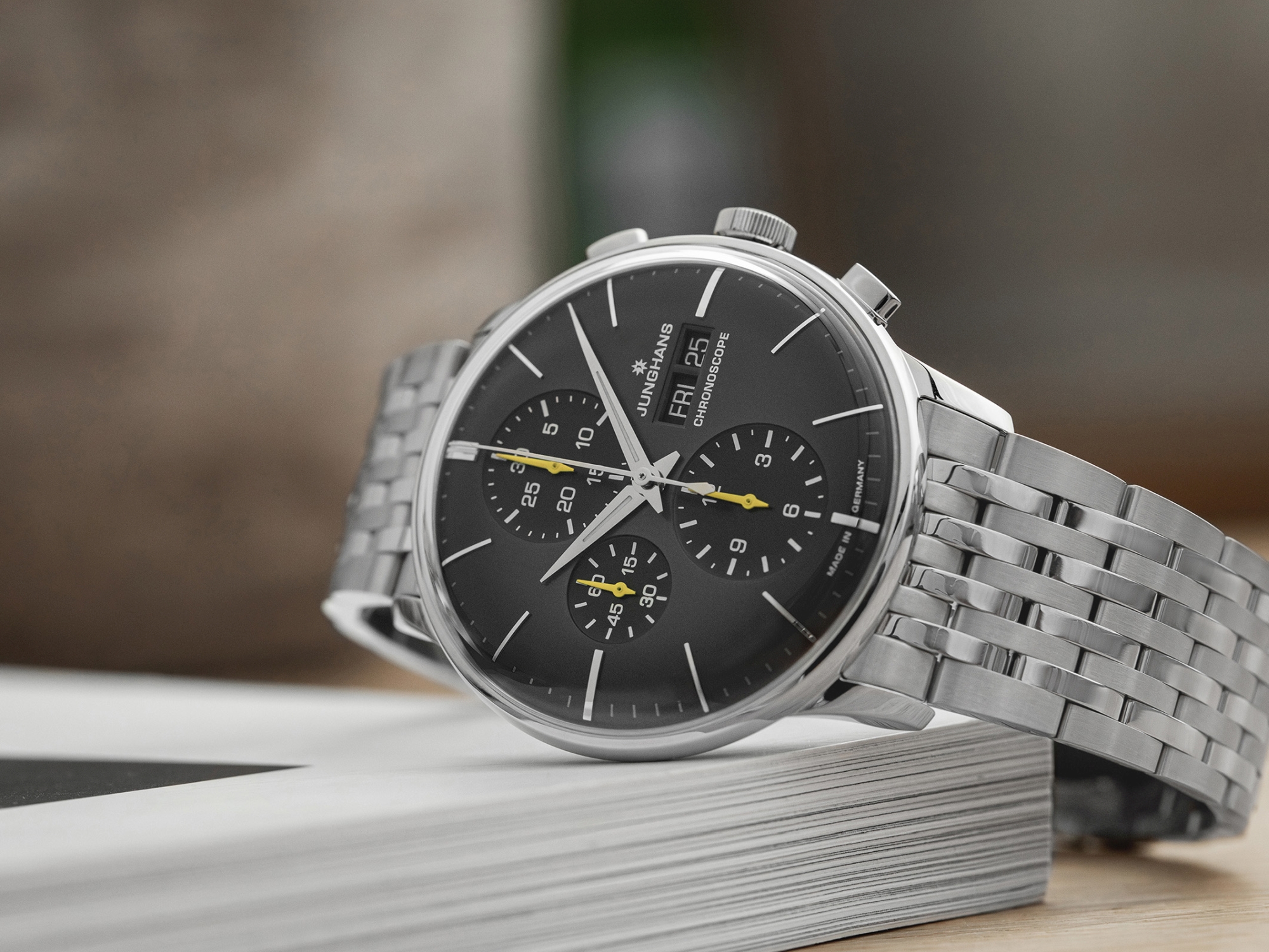 Vojenské hodinky - odolné pánské vojenské hodinky | Chronoshop.cz